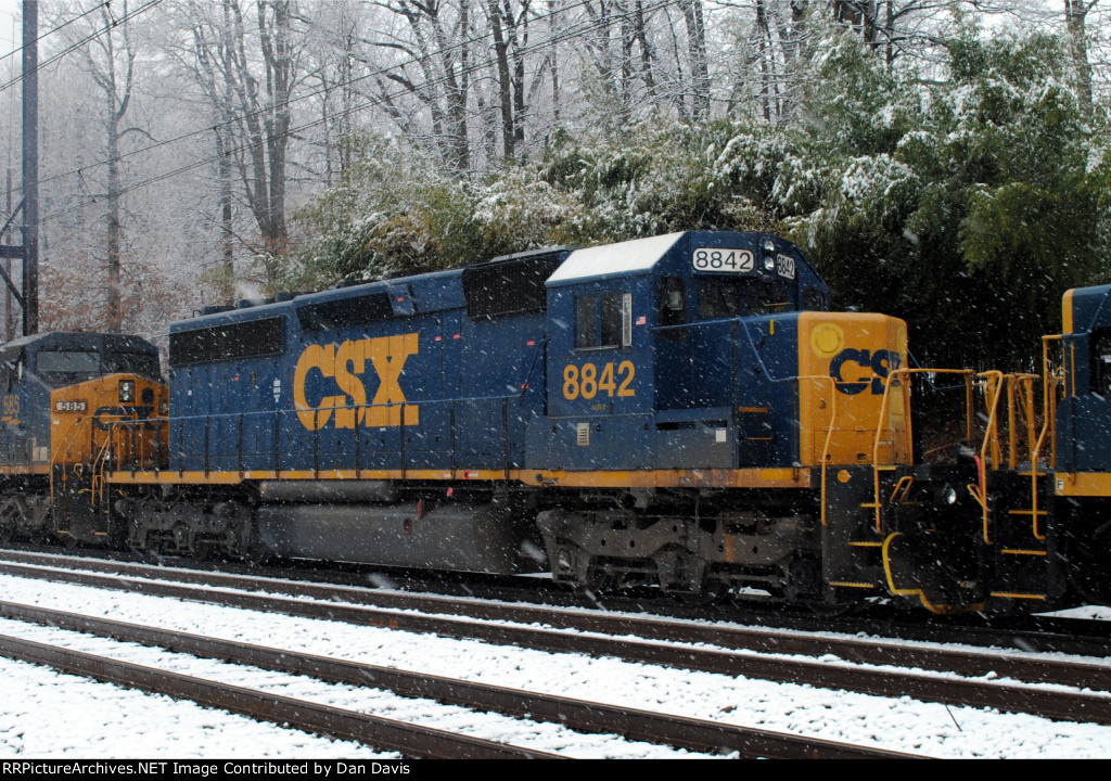 CSX SD40-2 8842 trails on Q418-11
